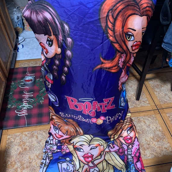 Bratz | Bedding | Bratz Y2k Sleeping Bag | Poshmark